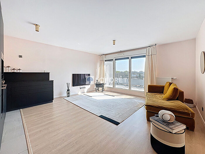 Appartement à vendre - Saint-Cyr-lécole, Centre-ville - 4 pièces - 3 chambres