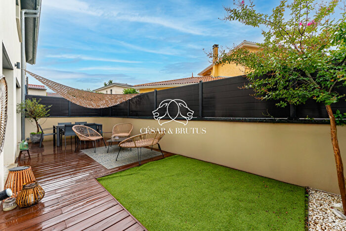 Appartement à vendre - Saint-Genis-les-Ollières - 4 pièces - 3 chambres