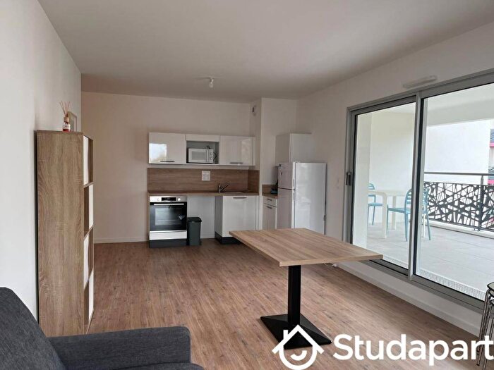 Appartement à louer - La Roseraie, Angers - 1 pièce - 2 chambres