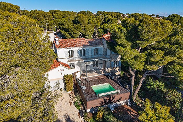 Maison à vendre - Carry-le-Rouet - 6 pièces - 5 chambres