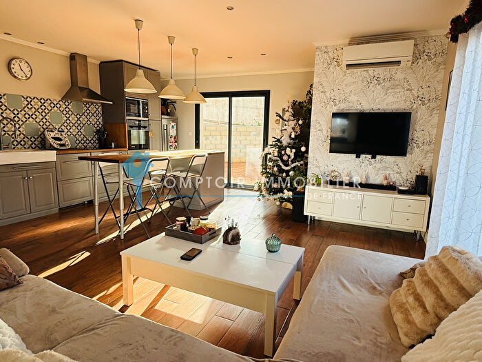 Maison à vendre - Vauvert - 5 pièces - 4 chambres