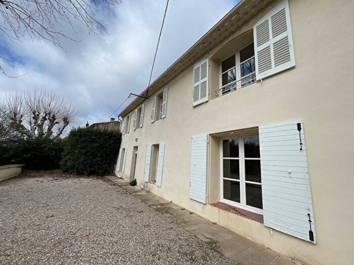 Maison à louer - Les Milles, Aix-en-Provence - 8 pièces - 6 chambres