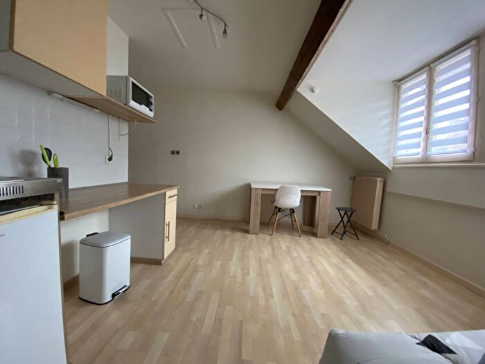 Saint Maurice, Amiens : Appartement 1 pièce à louer