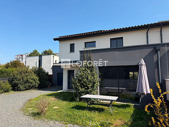 Maison à vendre - Villefranche-sur-Saône, Nord Est - 6 pièces - 4 chambres