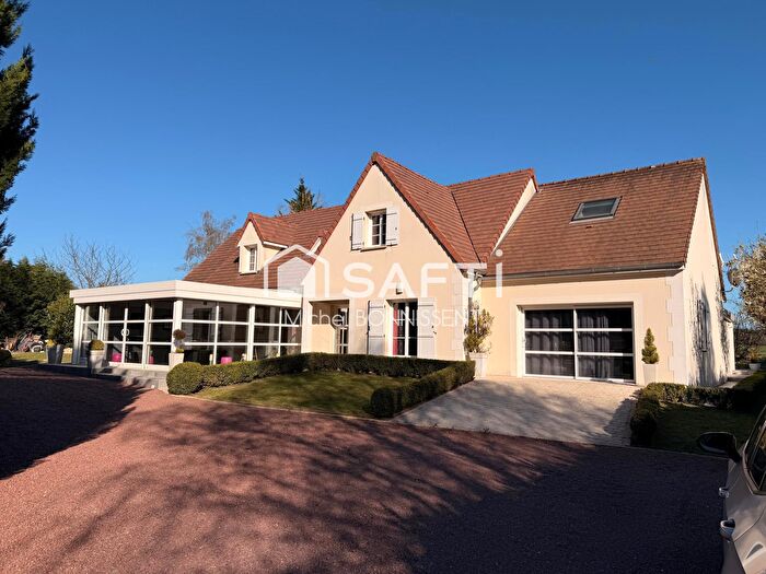 Maison à vendre - Allogny - 10 pièces - 5 chambres