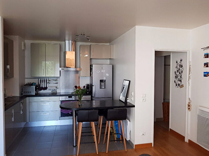 Appartement à louer - Le Perreux-sur-Marne, Centre-ville, Quais dArgonne - 2 pièces - 1 chambre