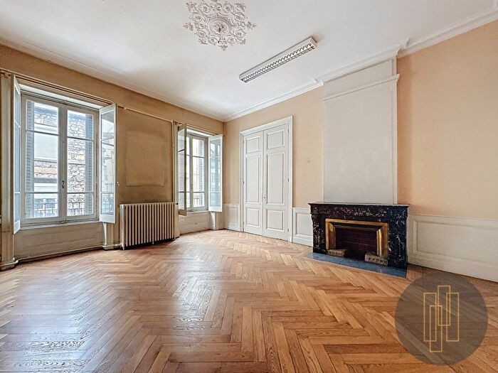Appartement à vendre - Tarare - 4 pièces - 3 chambres