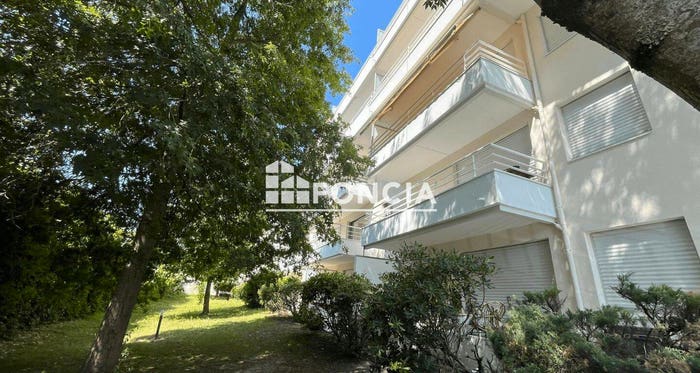 Appartement 4 pièces à louer à Centre ville, Bordeaux