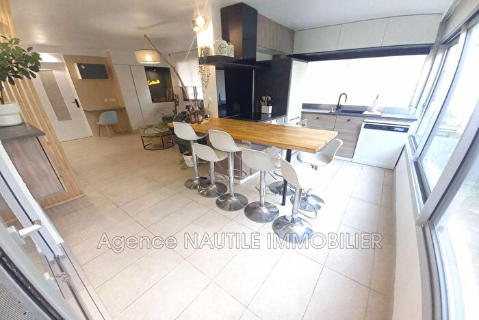 Appartement à vendre - La Grande-Motte - 3 pièces - 2 chambres