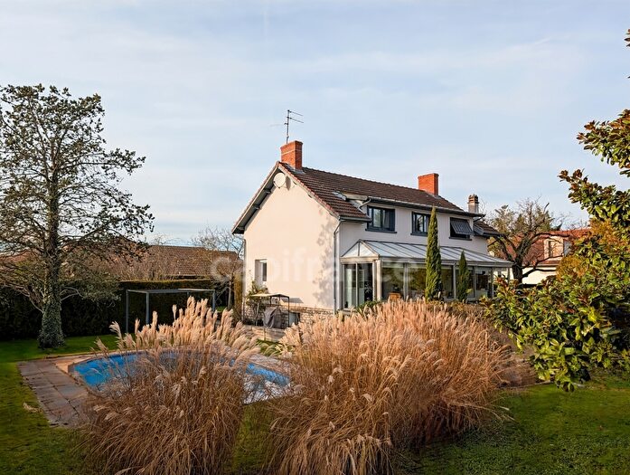 Maison à vendre - Saint-Marcel - 7 pièces - 5 chambres