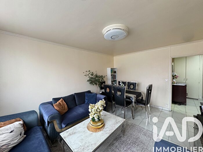 Appartement à vendre - Aubervilliers, Villette, Quatre-Chemins - 3 pièces - 2 chambres