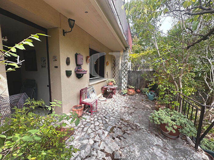 Appartement à vendre - Velleron - 3 pièces - 2 chambres