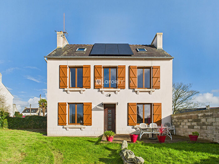 Maison à vendre - Plonévez-Porzay - 5 pièces - 4 chambres