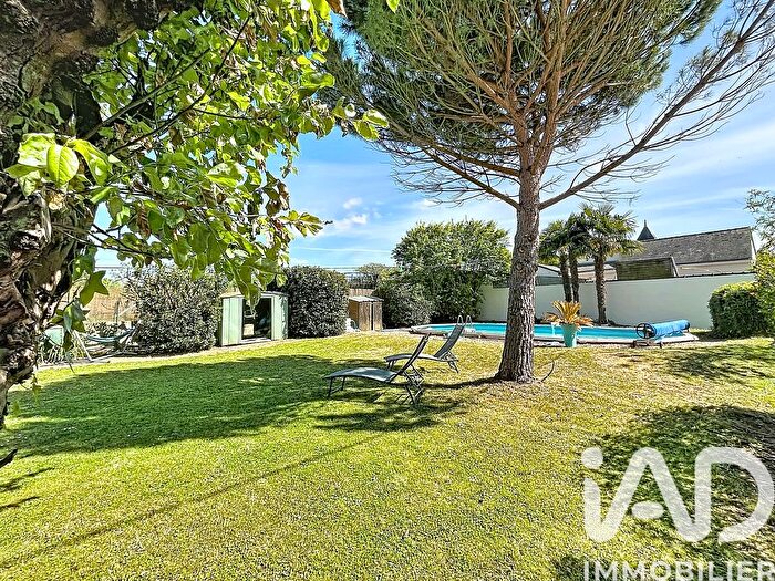 Maison 4 pièces à Tours, Sainte-Radegonde, IUT, à vendre