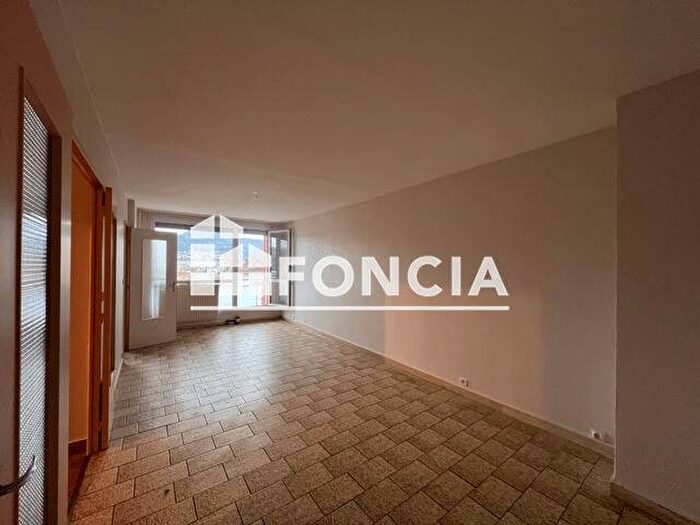 Appartement à louer - Abattoir, Firminy - 3 pièces - 2 chambres