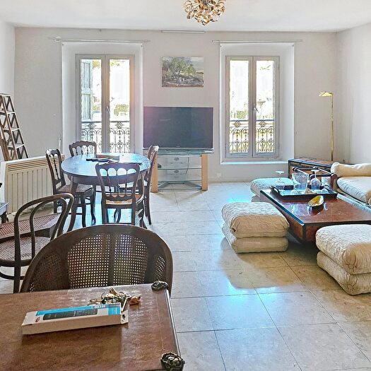 Apt : Appartement 2 pièces à vendre