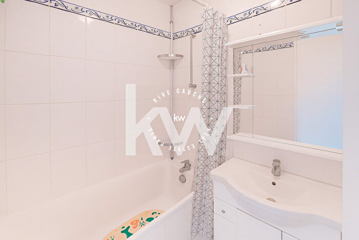 Appartement à vendre - Vanves, Centre Saint-Rémy - 3 pièces - 2 chambres