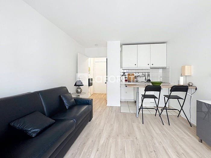 Appartement 1 pièce à louer à Deroulede-Leclerc-Albert, Bois-Colombes