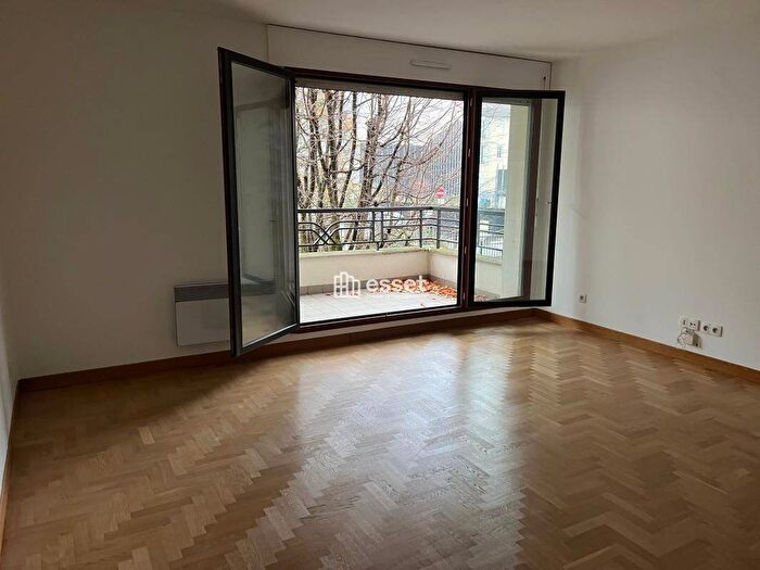 Appartement à louer - Bécon, Courbevoie - 3 pièces - 2 chambres