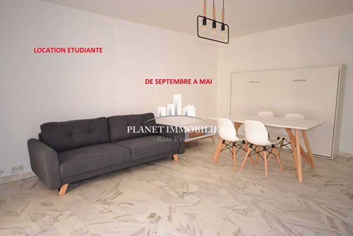 Appartement à louer - Juan-les-Pins, Antibes - 1 pièce