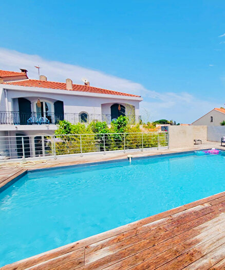 Maison à vendre - Canet-en-Roussillon, Méditerranée - 5 pièces - 4 chambres