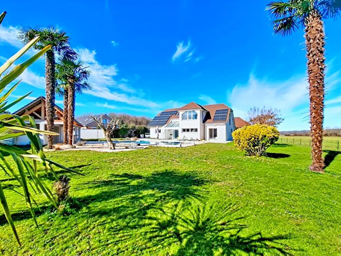 Maison à vendre - Soumoulou - 7 pièces - 4 chambres