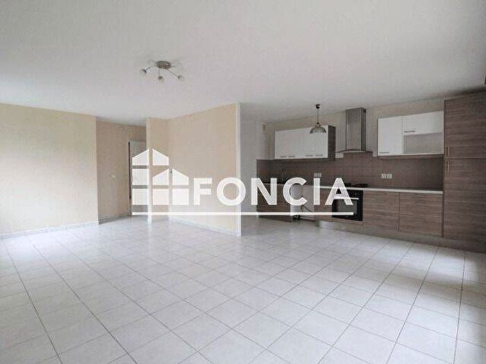Appartement 4 pièces à La Buisse, à louer