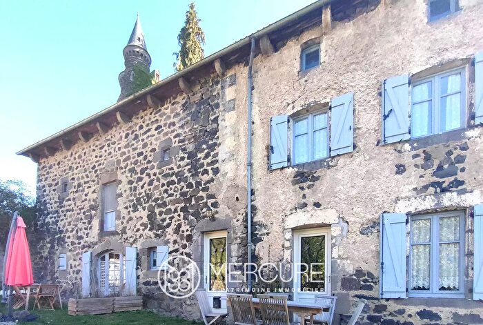 Maison à vendre - Andelat - 10 pièces - 5 chambres