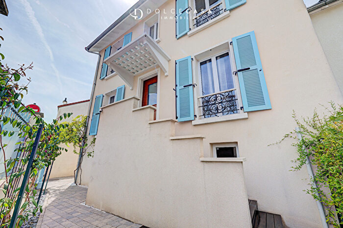 Le Perreux-sur-Marne, Centre-ville, Quais d'Argonne - Maison 10 pièces à vendre