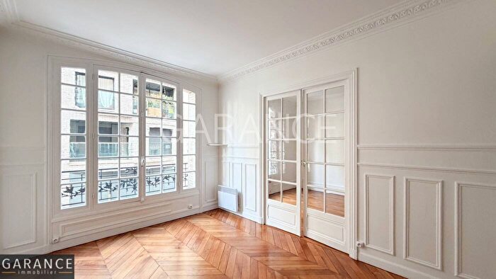 Appartement à louer - Jean Moulin-Porte dOrléans, Paris ème arrondissement - 3 pièces - 1 chambre