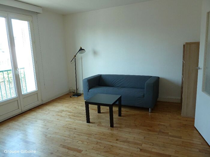 Appartement 3 pièces à Quartiers Nord-Est, Jeanne d'Arc, à louer
