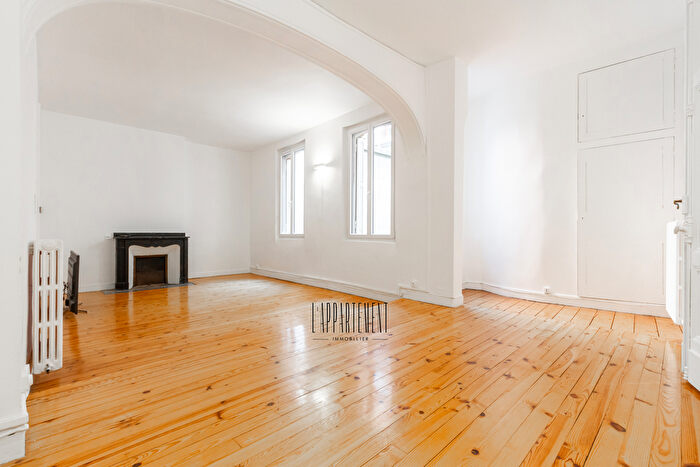 Appartement à louer - Toulouse, Les Carmes-Esquirol - 5 pièces - 4 chambres