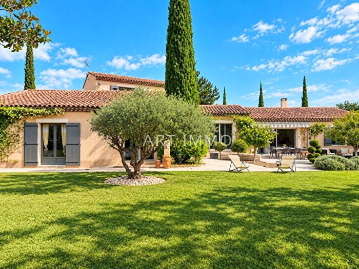 Maubec : Maison 10 pièces à vendre
