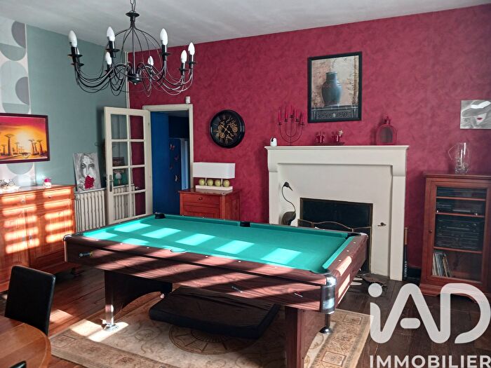 Maison à vendre - Sommières-du-Clain - 8 pièces - 4 chambres