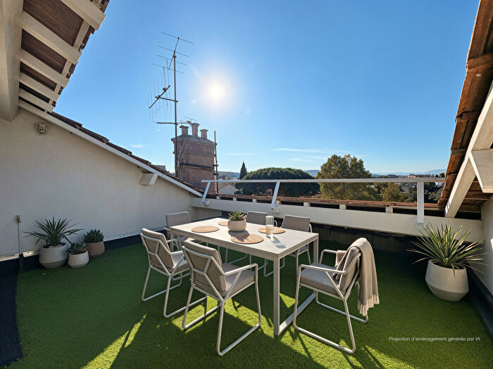 Appartement à vendre - Cannes, Petit Juas - 3 pièces - 2 chambres