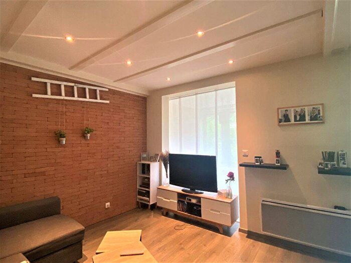 Centre Ville, Valserhône - Appartement 3 pièces à louer