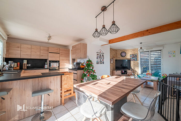 Maison à vendre - Levier - 5 pièces - 4 chambres