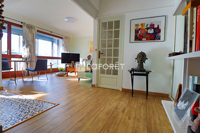 Appartement à vendre - Aubagne, Centre-ville, Beaumond - 3 pièces - 2 chambres