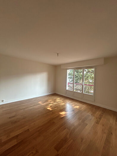 Appartement à louer - Croissy-sur-Seine - 3 pièces - 2 chambres