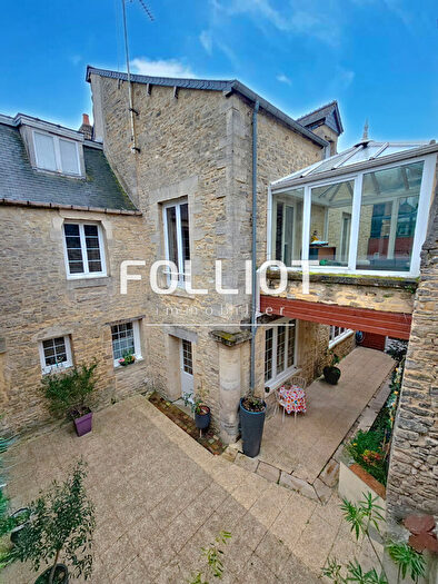 Maison à vendre - Bayeux, Centre-ville, Saint-Jean - 12 pièces - 10 chambres