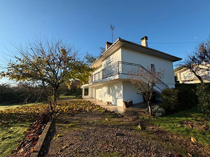 Maison à louer - Seyches - 3 pièces - 2 chambres