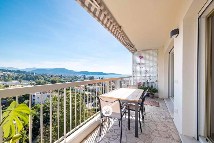 Appartement à vendre - Nice, Fabron - 3 pièces - 2 chambres