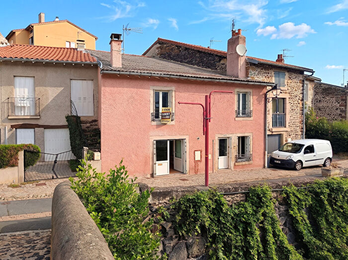 Vals-près-le-Puy : Maison 4 pièces à vendre