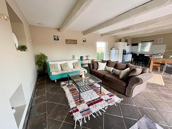 Maison à vendre - Mane - 13 pièces - 8 chambres