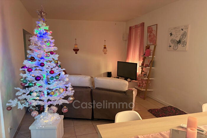 Appartement à vendre - Castelsarrasin, Centre-ville - 4 pièces - 3 chambres