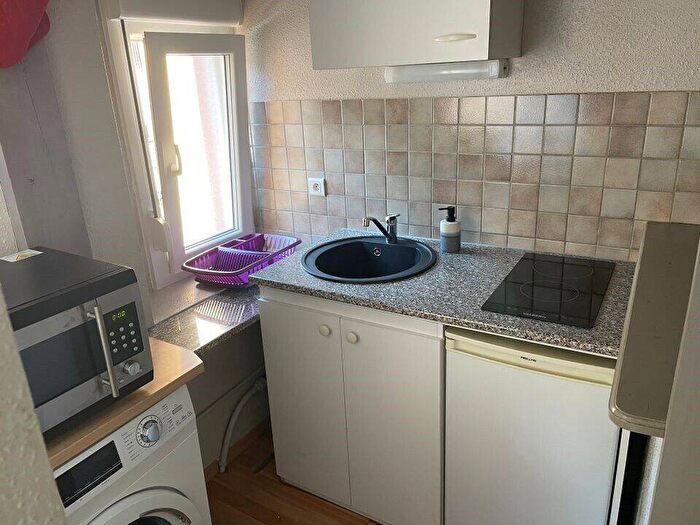 Appartement à louer - Mont-Barres, Belfort - 2 pièces - 1 chambre