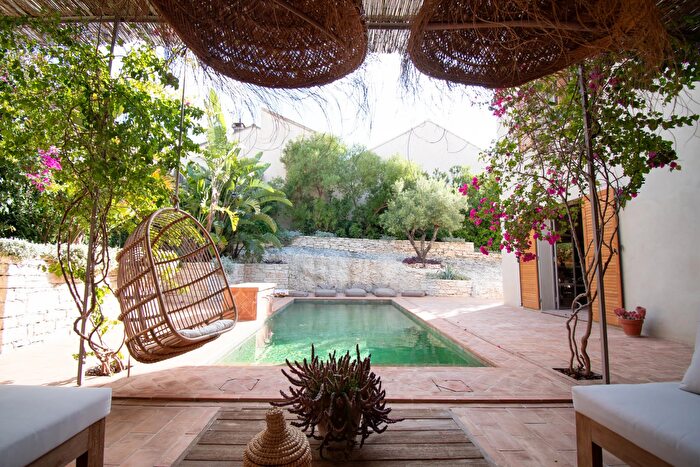 Maison à vendre - Saint-Florent - 6 pièces - 4 chambres