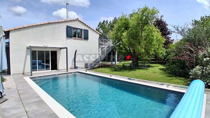 Sainte-Foy-d'Aigrefeuille : Maison 6 pièces à vendre
