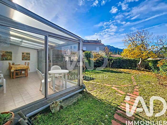 Maison à vendre - Saint-Paul-de-Fenouillet - 5 pièces - 4 chambres