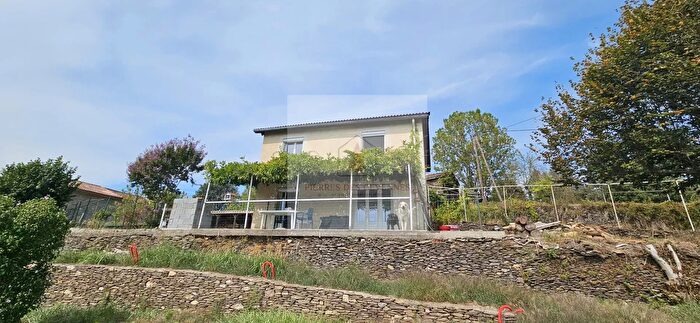 Maison à vendre - Le Collet-de-Dèze - 5 pièces - 3 chambres